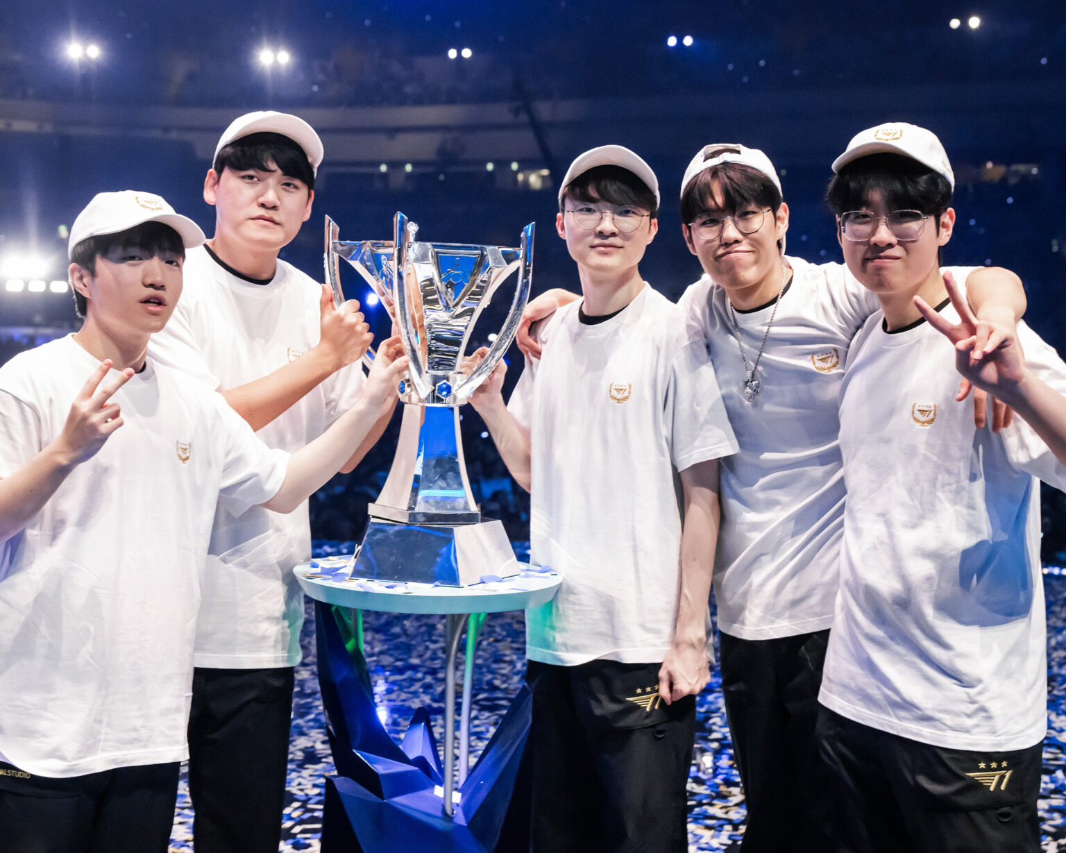 【LoL】2023年Worldsにて優勝したT1の勝者スキンが公開 ジンクス、ジェイス、オリアナ、バード、リー・シンが登場 | News of ...
